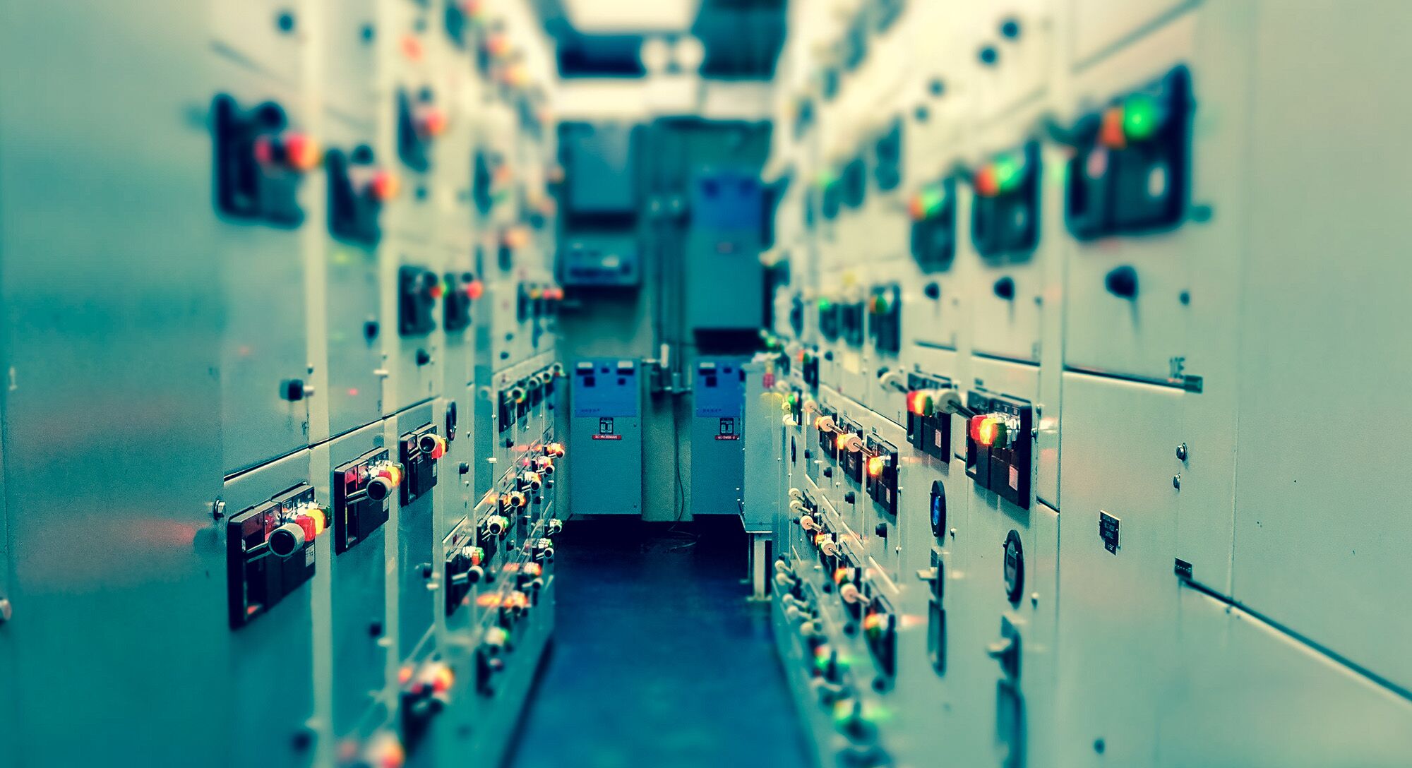 Switchgear Manufacturers in Dubai, UAE - LV Electrical, LV/MV Commissioning